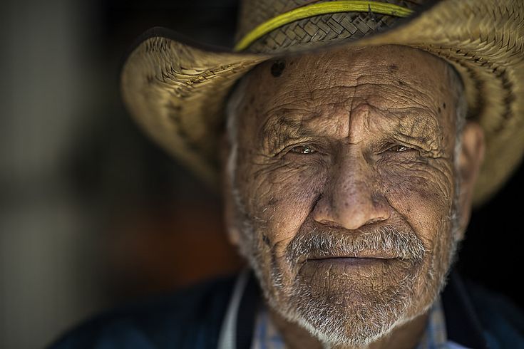 Old Man Outside The Market Tula Tamaulipas Mexico Old Faces Portrait Mexican Girl