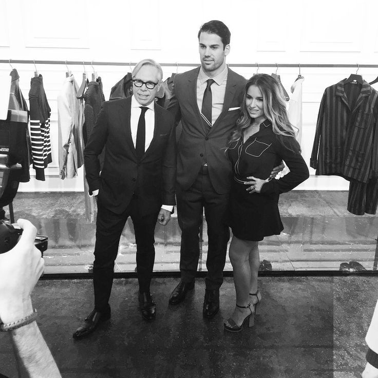 Jessie James Decker On Instagram “just Chillin With Tommyhilfiger”