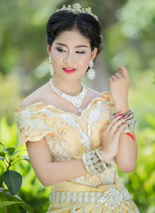 Khmer Wedding Costume