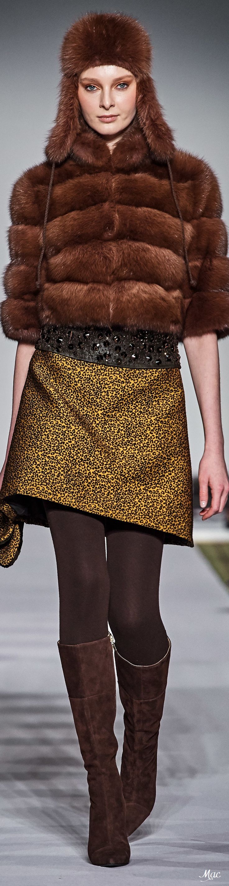 Dennis Basso Fall 2019 Rtw Fall2019 Rtw Dennisbasso Fashionshow Womenswear Vogue Mode2019
