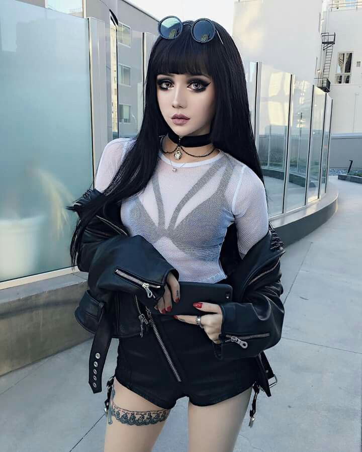 353 Best Cute Goth Images On Pinterest Gothic Beauty Goth Girls And Goth Women