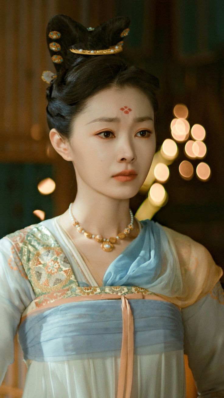 Pin By Littlelulu💜 On Actresses Historical Period Chinese Style Dress Traditional Chinese