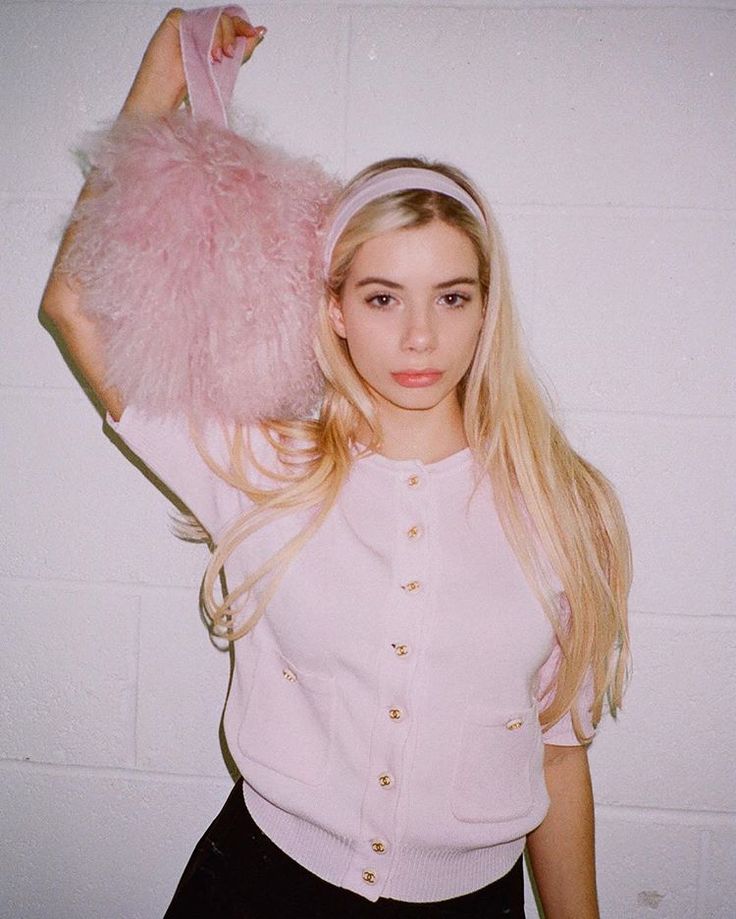 𝙹𝚘𝚊𝚗𝚗𝚊 𝙺𝚞𝚌𝚑𝚝𝚊 On Instagram Mugshot” In 2024 60s Inspired Outfits Lovely Clothes Fashion