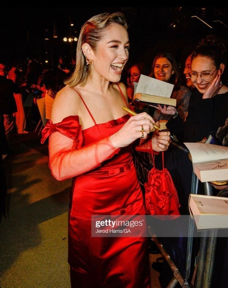 Danielle Galligan Pretty People Beautiful People Celebrities