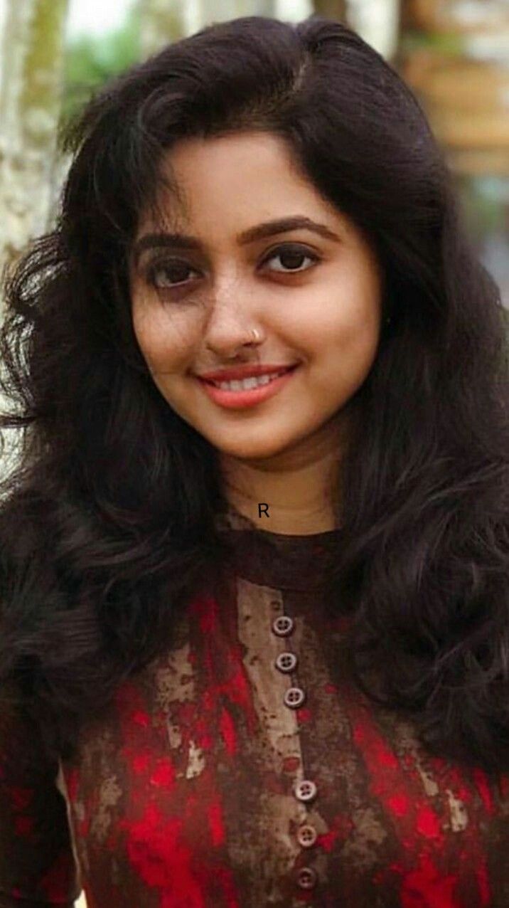 Pin On Beautiful Women Naturally