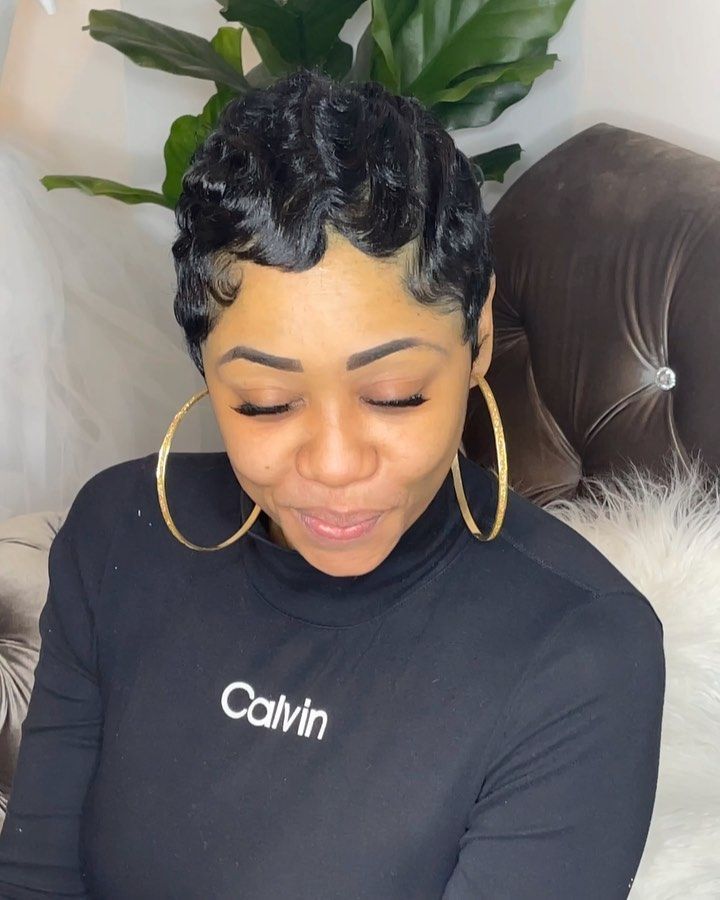 Short Haircuts For Women With Wavy Hair Finger Waves Short Hair Short Sassy Hair Short Hair