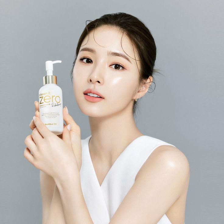 Shin Se Kyung Banila Co Sulwhasoo Posing Guide Korean Beauty