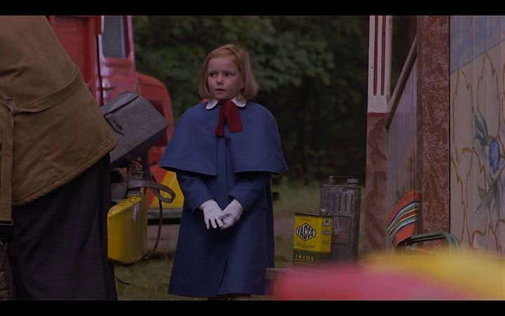 Pin By Scout Blaszczak On Madeline Movie Screencaps 1998 Fashion Academic Dress Fun