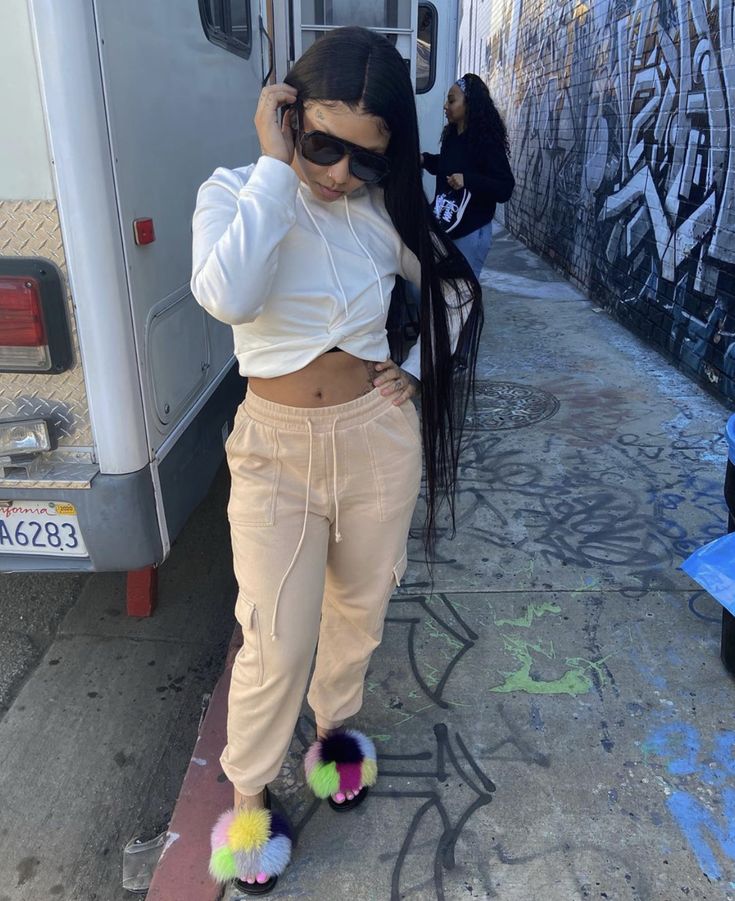 Pιɴтereѕт Joɴтα мιɴαj Fashion Female Rappers Female