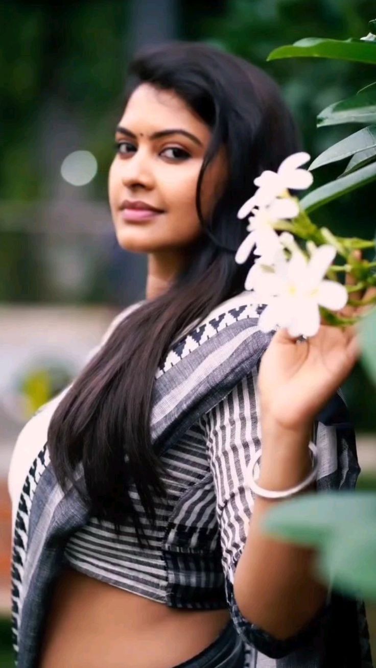 Rachitha Mahalakshmi Latest Photos 😍 ️😍 Indian Actress Pics Beautiful Bollywood Actress