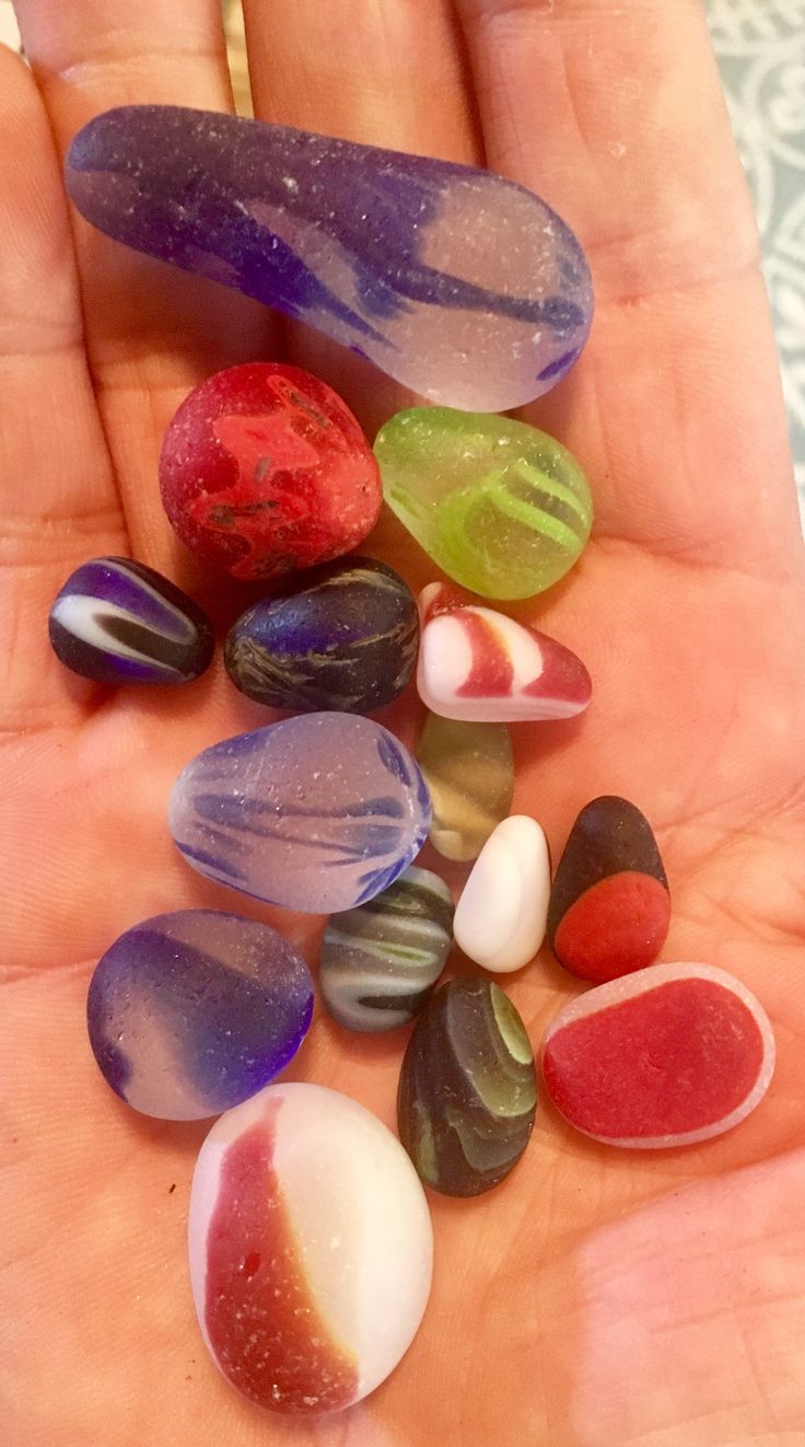 Pin By Jennifer Axelsen On Seaglass Sea Glass Crafts Sea Glass Art Sea Glass Shell