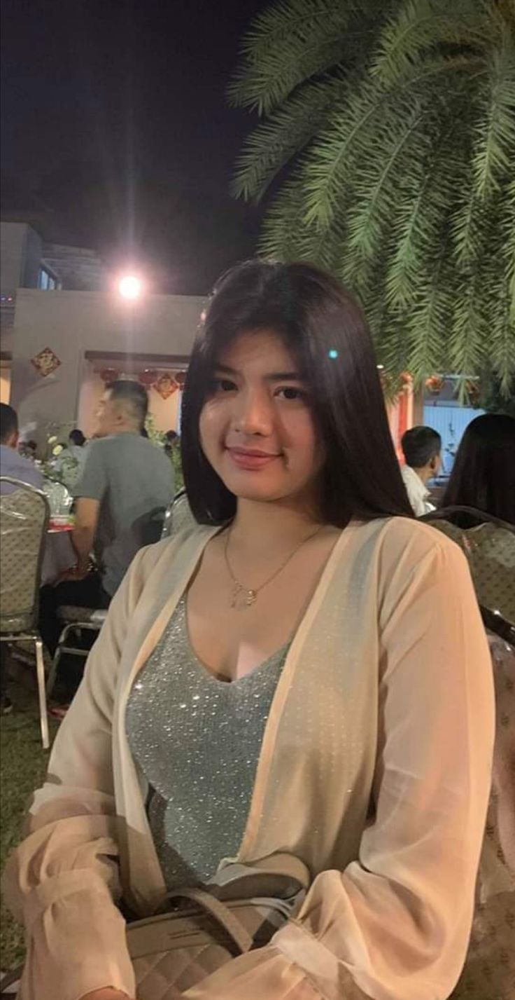 Pin By Phyu Sin Htet On Phyu Sin Htet Wanita Cantik Gadis Gadis