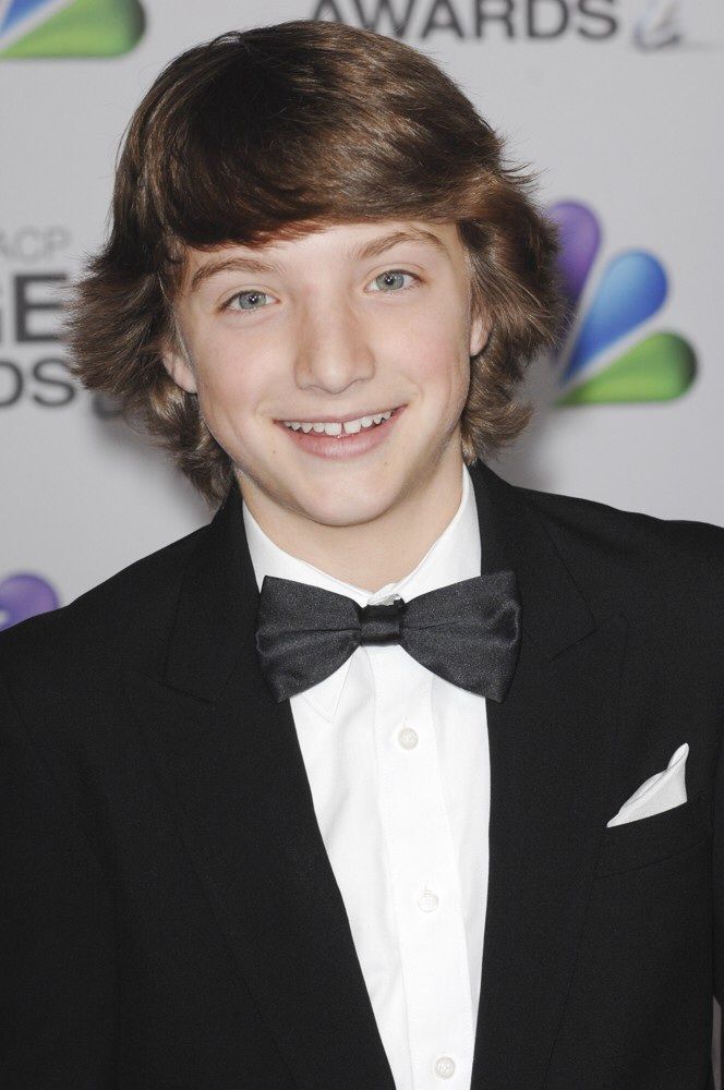 Pin By Zoe Rodriguez On Jake Short Jake Short Short Hair Styles