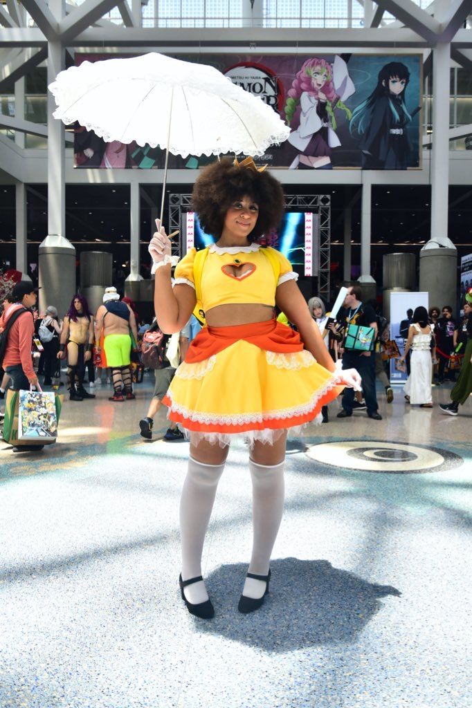 Varsenex Anime Expo Princess Daisy Mario Cosplay Princess Daisy Costume Daisy Costume
