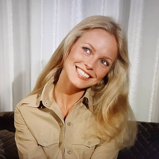 Kris Munroe On Instagram Cheryl Ladd 1977 Unidentified Flying Angels Cherylladd