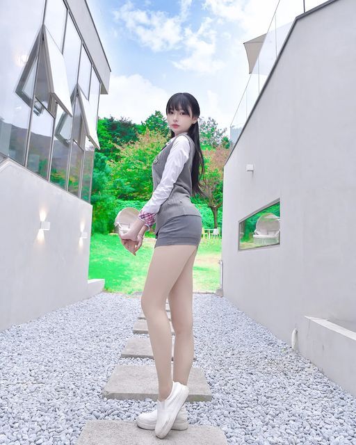 교복ㅅ에 있는 핀