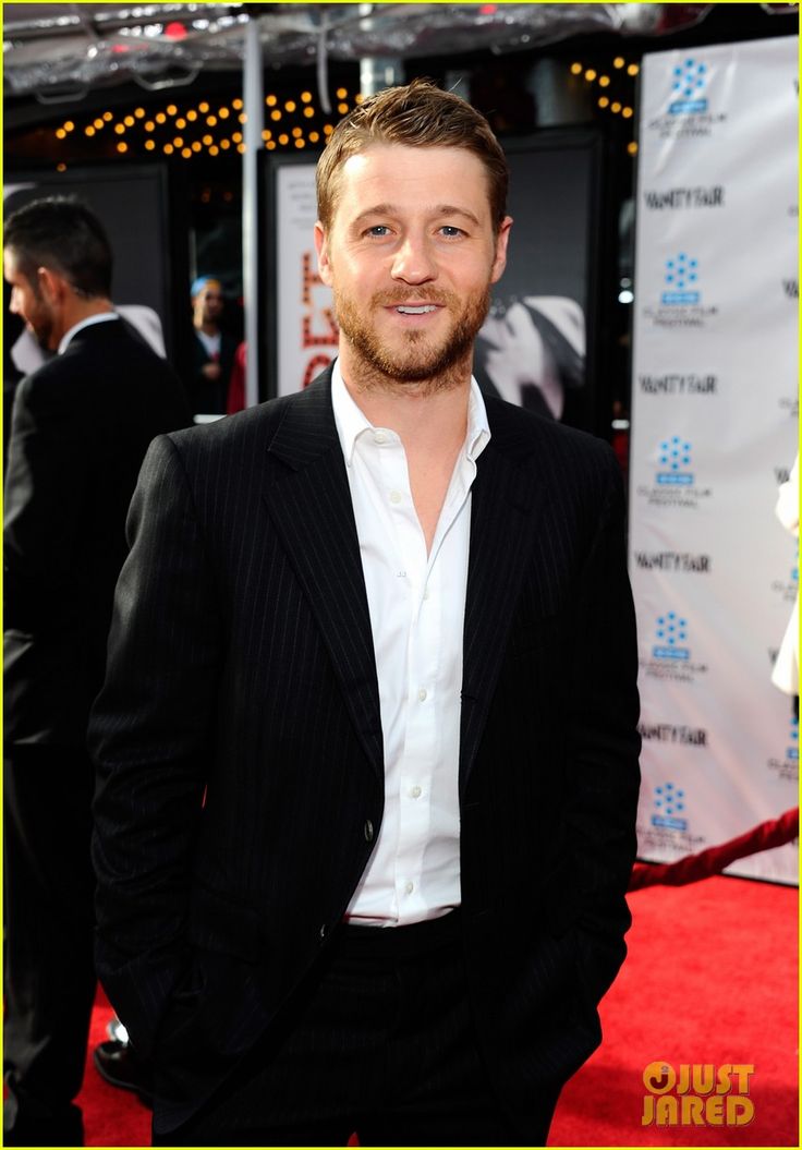 Ben Mckenzie Ben Mckenzie Benjamin Mckenzie Classic Films