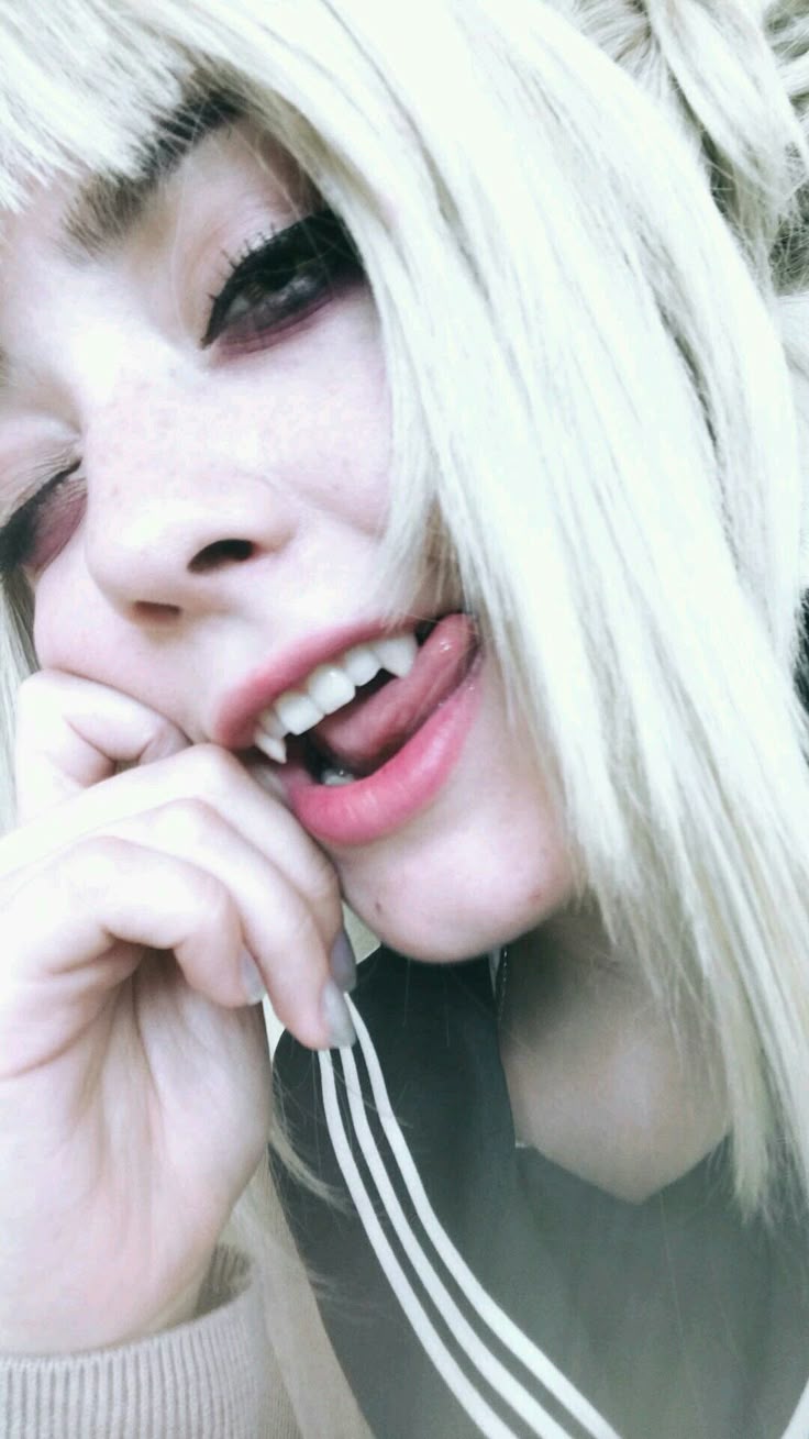 Toga Himiko Cosplay By Sandy Kuroneko My Hero Academia Mha Bnha Cosplay Animegirl Anime