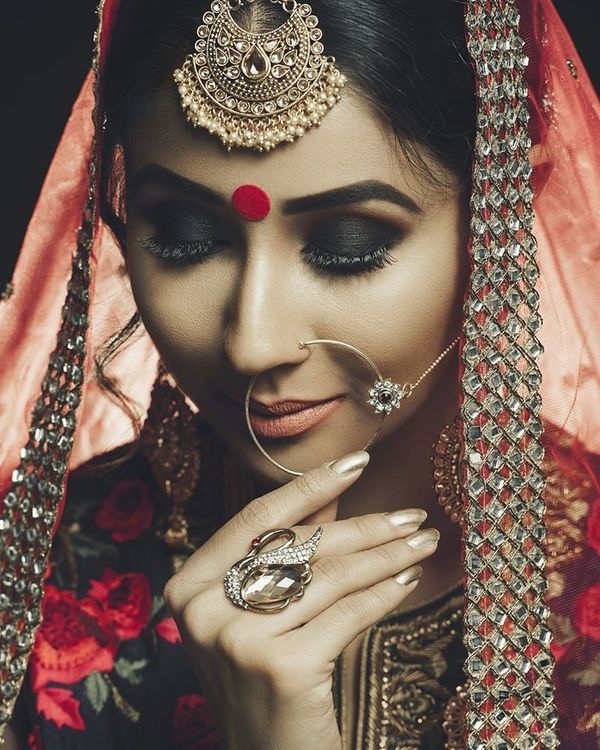 10 Bridal Makeup Looks For Stunning Dusky Brides Best Bridal Makeup Bridal Makeup Artist