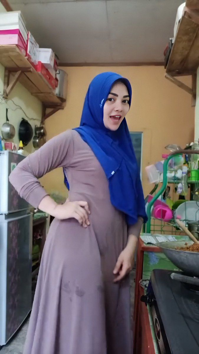 Gpp On Twitter Gadis Berjilbab Pakaian Seksi Wanita Berlekuk