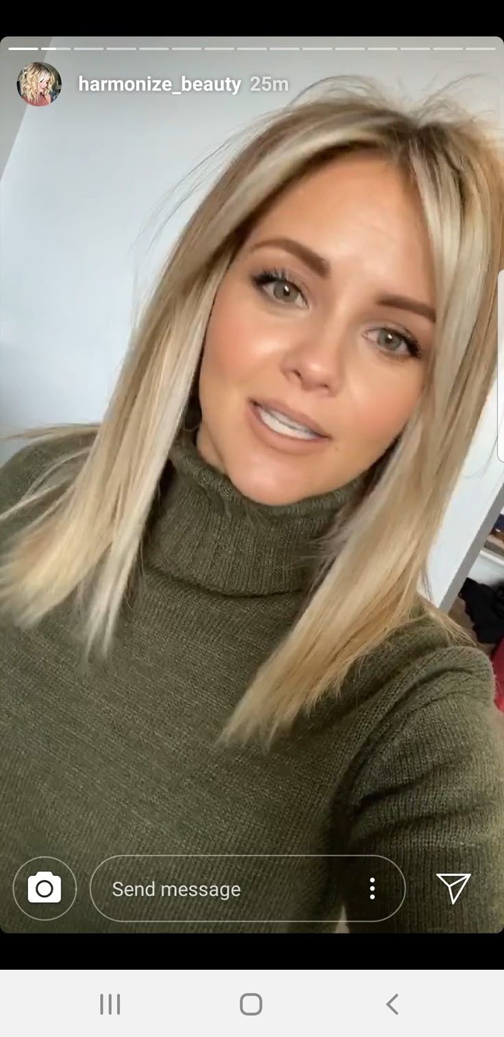 Blonderrrr Shoulder Length Hair Blonde Blonde Hair Looks Medium