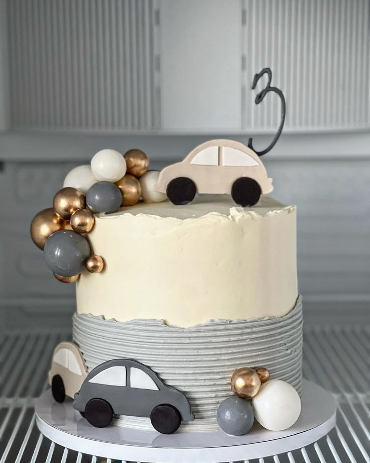 Mária Pavlačková Horváthová On Instagram Dortíky 🤍 Cake Birthdaycake Cakeinspiration