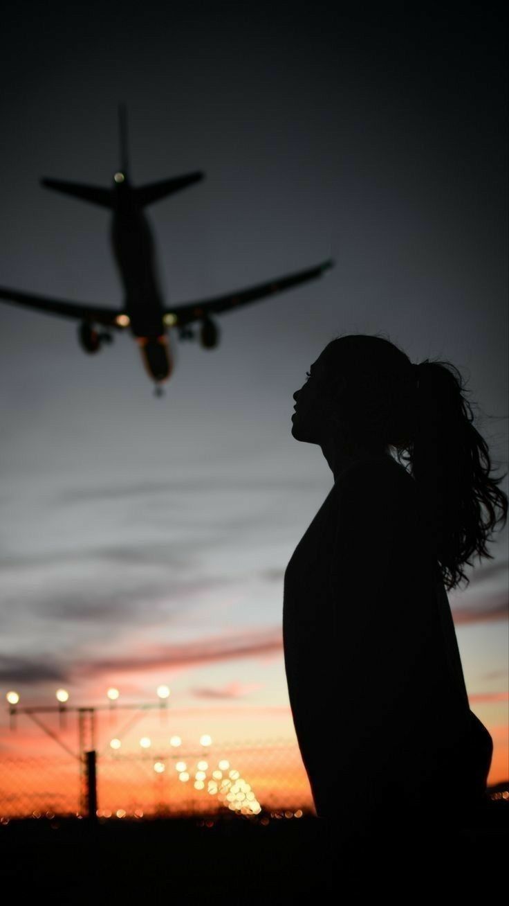 Pin By Amy Rebecca On Flight Attendant Airplane Wallpaper Sky Aesthetic Plane Photography