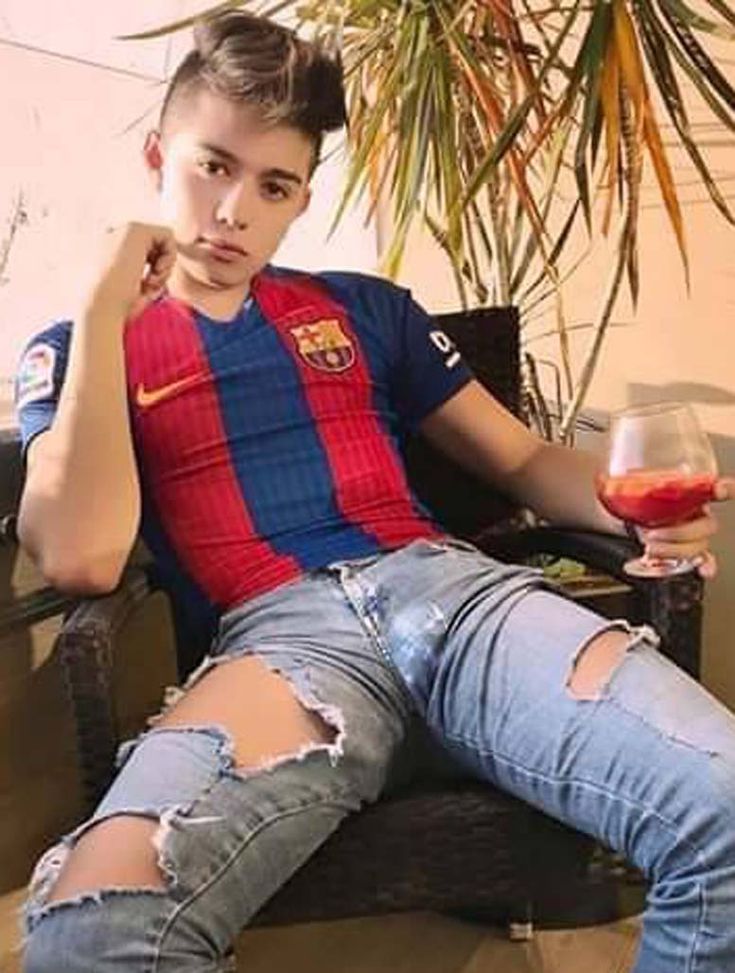 Pin De Octavio Bermudez En Guys In The Jeans Hombres Guapos Chicos Guapos Muchachos Atractivos