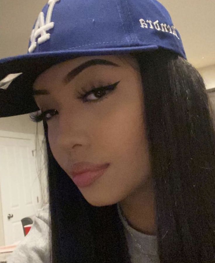 Kinorwe Swag Girl Style Girls With Fitted Hats Pretty Girls Selfies