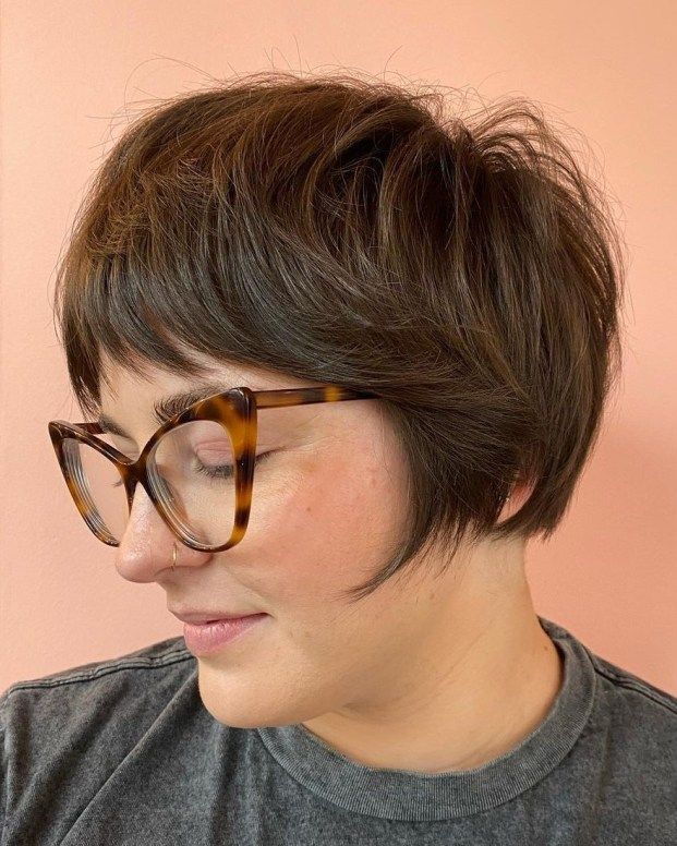 50 Current Short Hairstyles For Fine Hair Hair Adviser Short Hair Glasses Edgy Hair Short