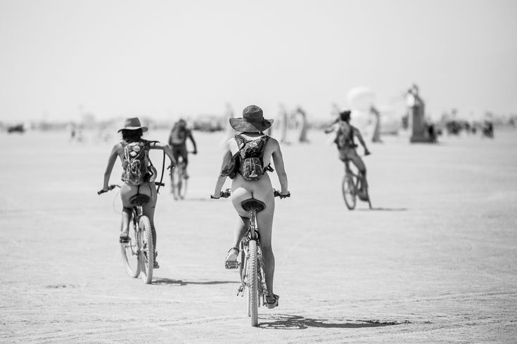 These 30 Burning Man Photos Capture The True Beauty Of Humanity