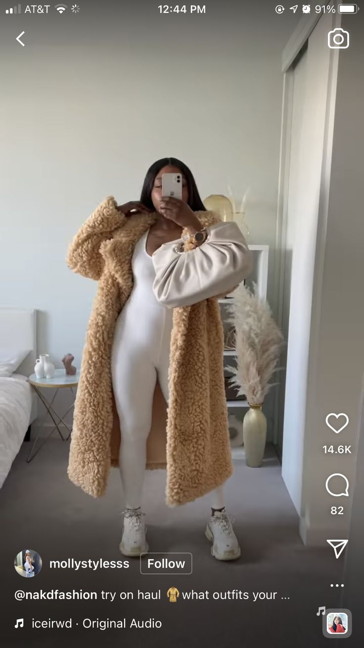 Pin Di Adeana White Su Things To Wear
