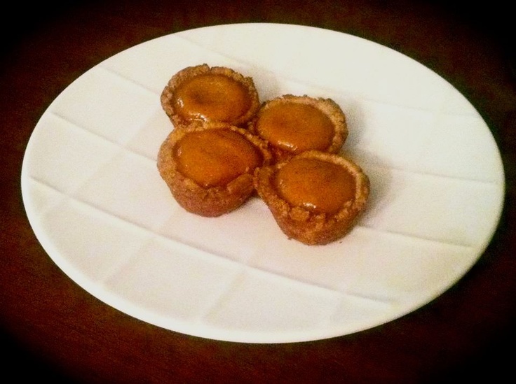 Mini Pumpkin Pies With Homemade Crust