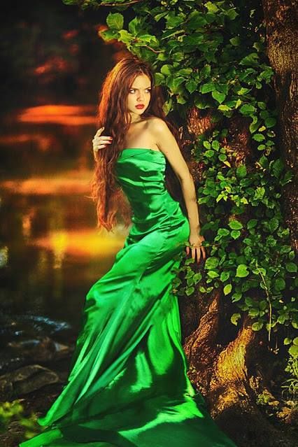 4 Serenity One Wise Life Fotos Green Gown Green Beauty Green Dress