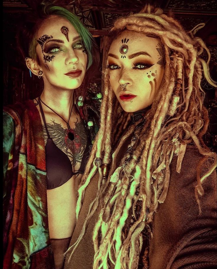 ππΉππΉππΉπ In 2024 Dreadlock Styles Dyed Hair Inspiration Metal Girl
