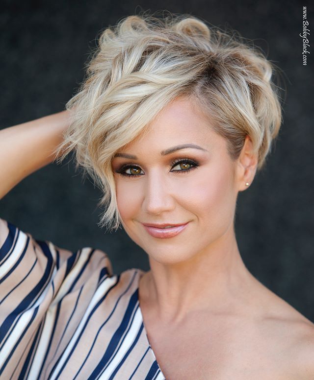5561 Best Women With Short Hair Classy Sexy Different Images On Pinterest Short Hairstyle