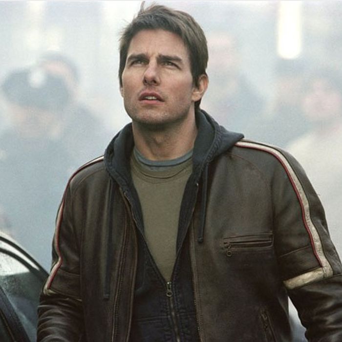 14 Best War Of The Worlds Tom Cruise And Dakota Fanning Images On Pinterest Dakota Fanning