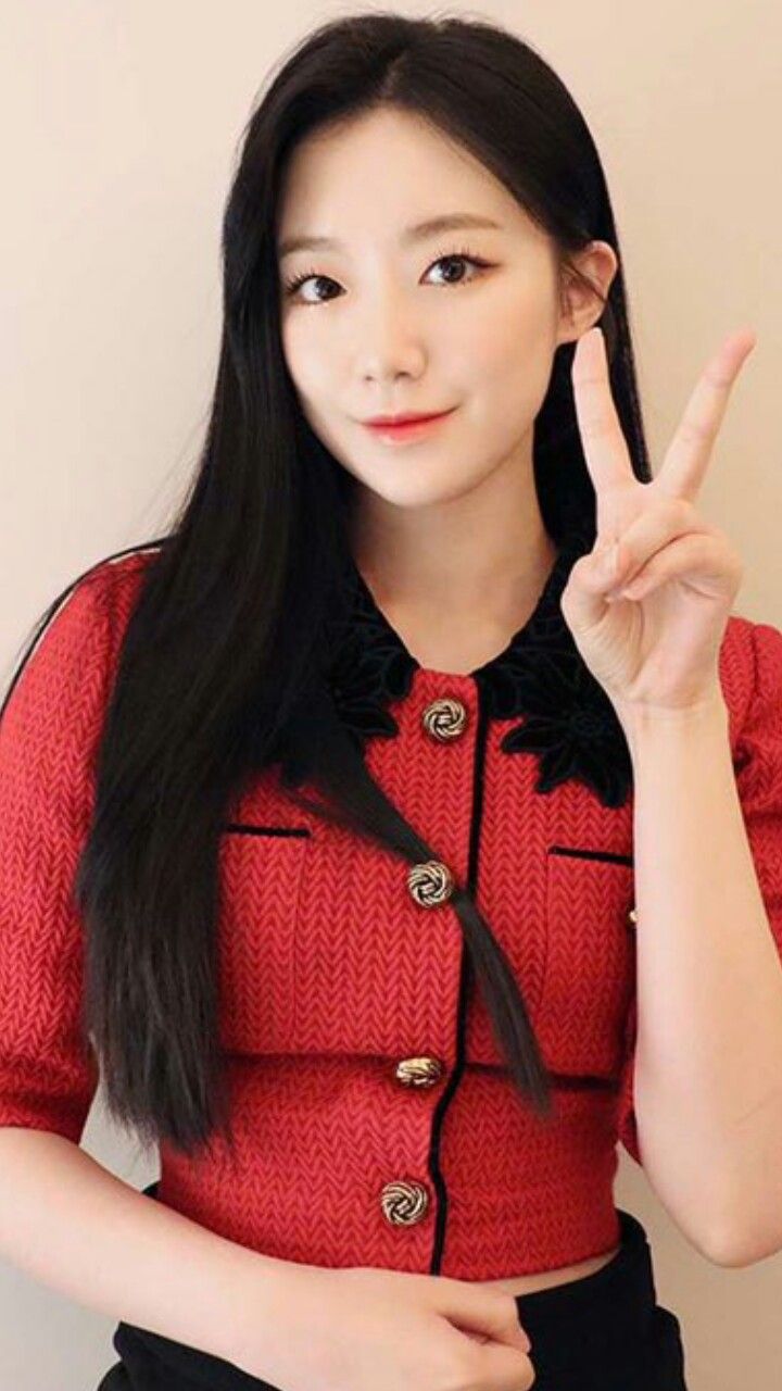 Pin By Neviesparrrkle On Idolos♥ Cute Girls Kpop Girls Kpop Girl Groups
