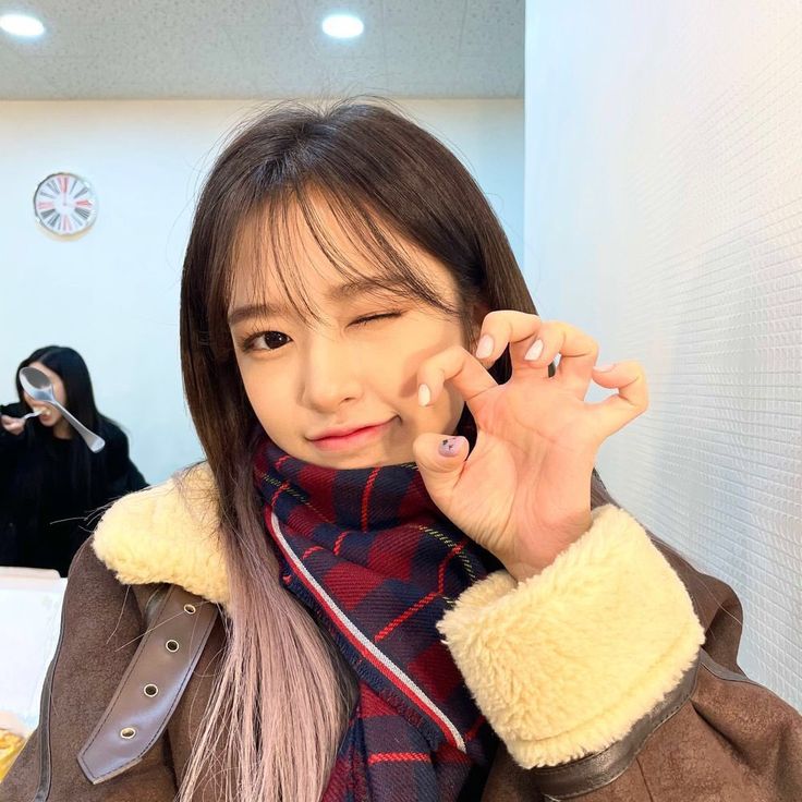 N년전 오늘의 김민주 ̎ On Twitter ユジン 女の子 レイ