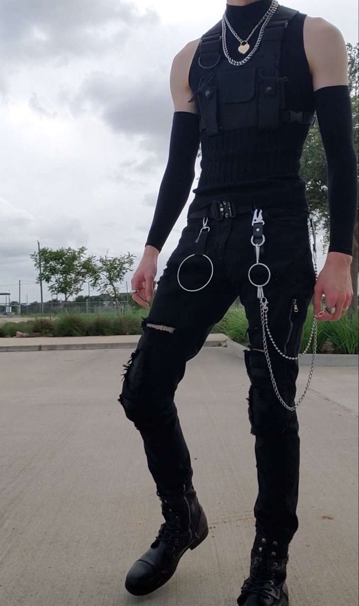 Pin By Eli On Clothing Aesthetics I Wanna Try Punk Style Outfits Edgy Outfits Clothes Design