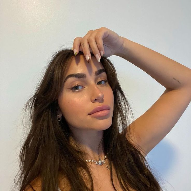 ℭ𝔩𝔞𝔲𝔡𝔦𝔞 𝔗𝔦𝔥𝔞𝔫 Claudiatihan • Photos Et Vidéos Instagram
