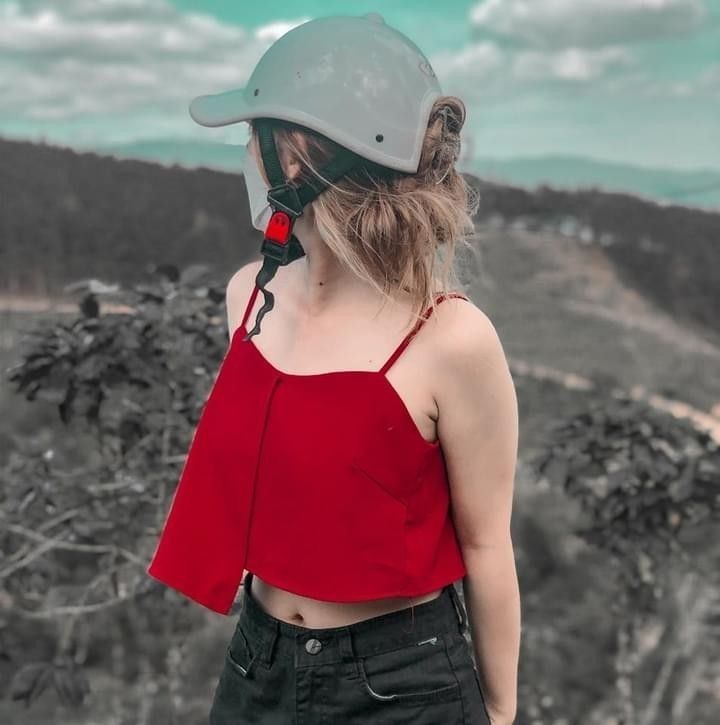 Sᴀᴠᴇ ꜰʟ ʟᴀ̂́ʏ ᴀ̉ɴʜ ᴜ́ᴘ ʟᴀ̣ɪ ᴛʜɪ̀ ɴʜᴏ̛́ ᴄʀᴇ ᴜ́ᴘ ʟᴀ̣ɪ ᴋ ᴄʀᴇ ᴛʜɪ̀ ᴍ ʟᴀ̀ ᴄɴ ᴄʜᴏ́😉 Crop Tops Girl