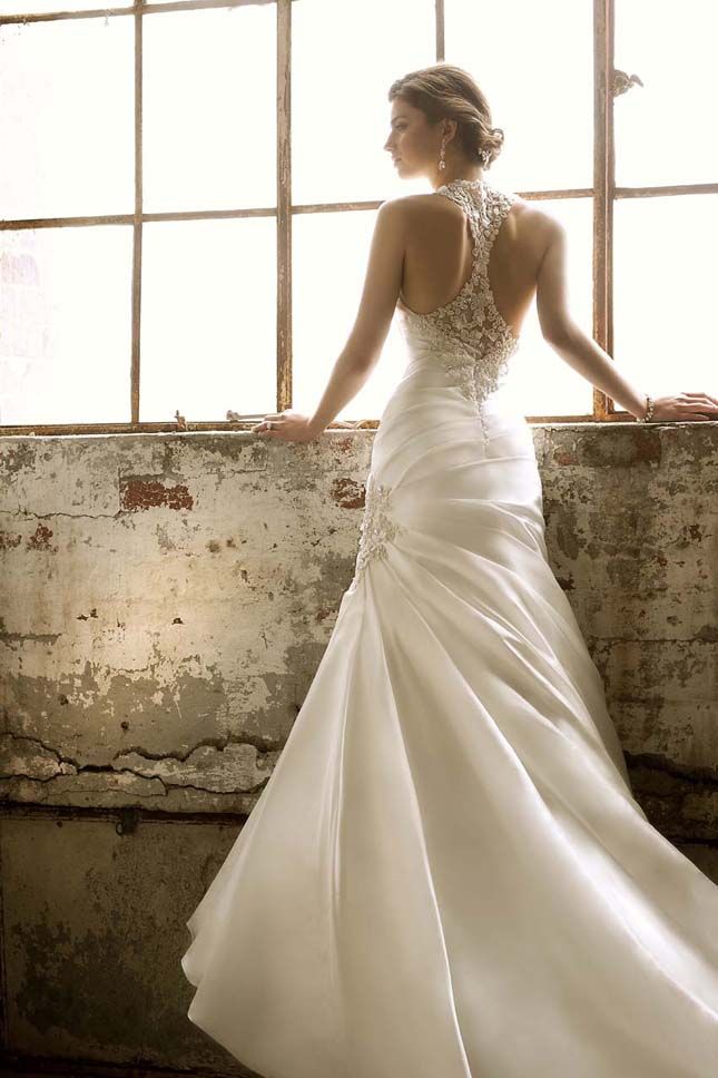 Essence Of Australia 2012 My Dress Of The Week Belle The Magazine Essence Wedding Dresses