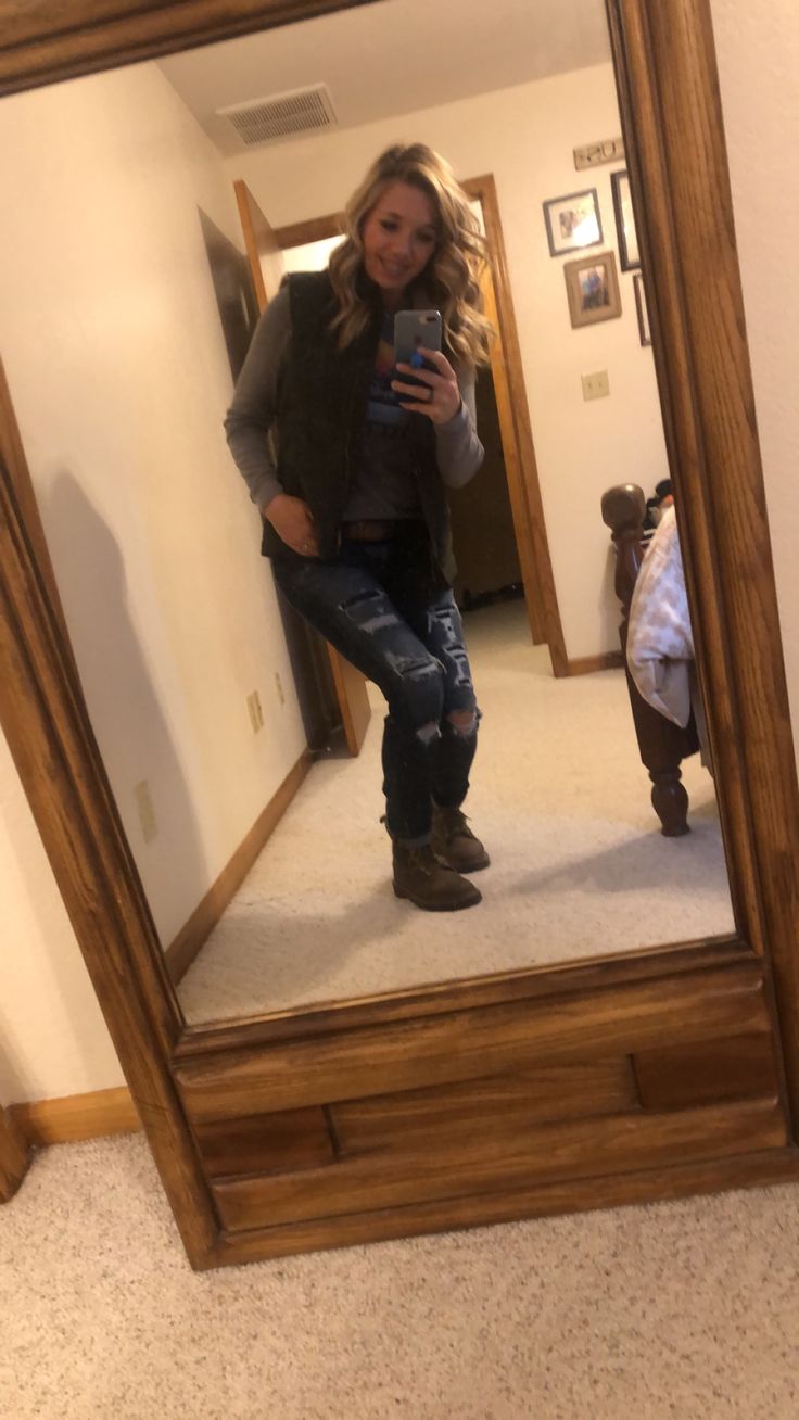 Pin By Pam Anderson On My Closet Mirror Selfie Scenes Selfie