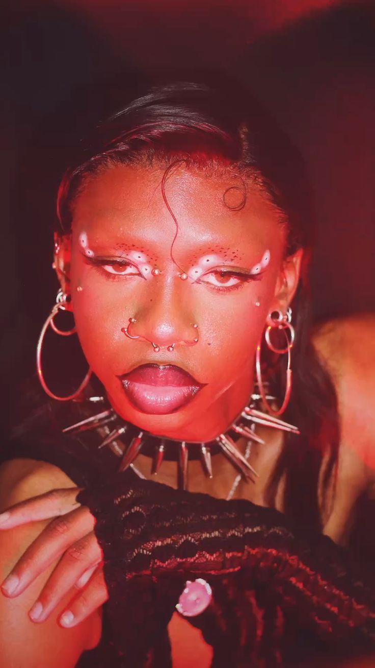 Siren Eyes Wit A Twist Editorial Makeup Saintlilithhh Editorial Makeup Creative Makeup