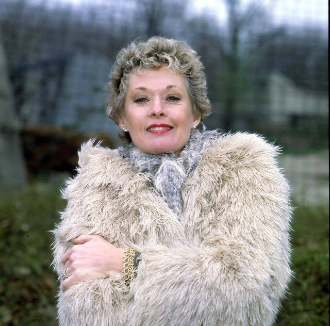 Tippi Hedren Hitchcocks Lieblingsstar Wird 90 Tippi Hedren Actresses American Actress