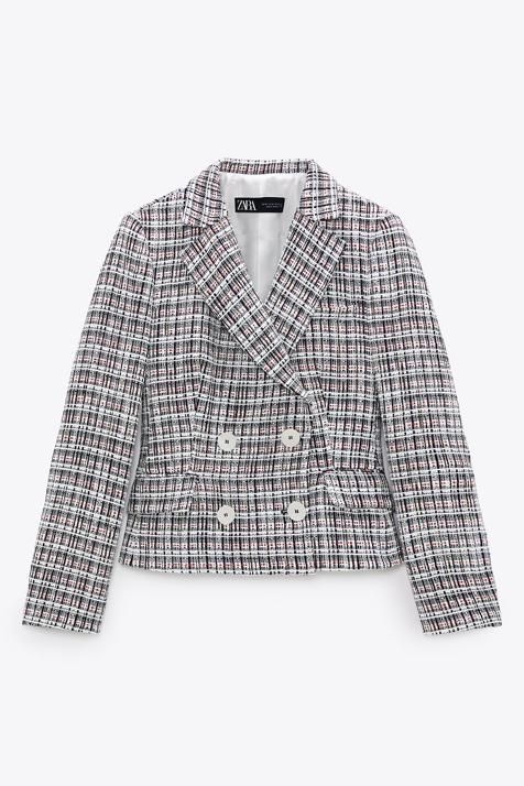 Toma nota de estas cinco originales blazers recién llegadas a Zara que ... Toma nota de estas cinco originales blazers recién llegadas a Zara que ...