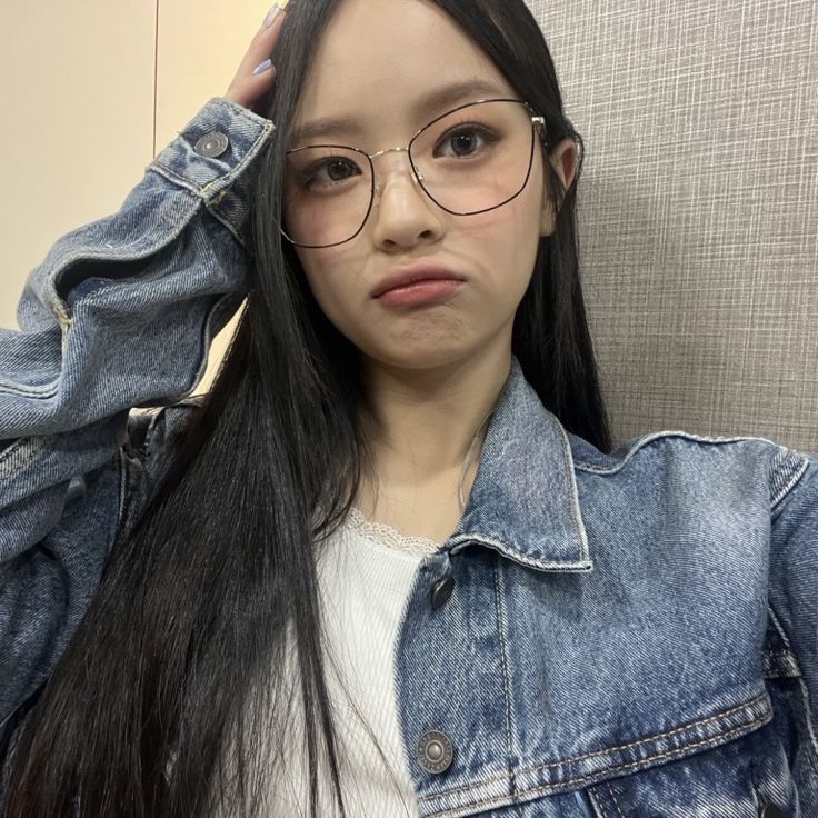Hanni Newjeans Lq Icon Selca Girl New Jeans Style Kpop Girls My Xxx