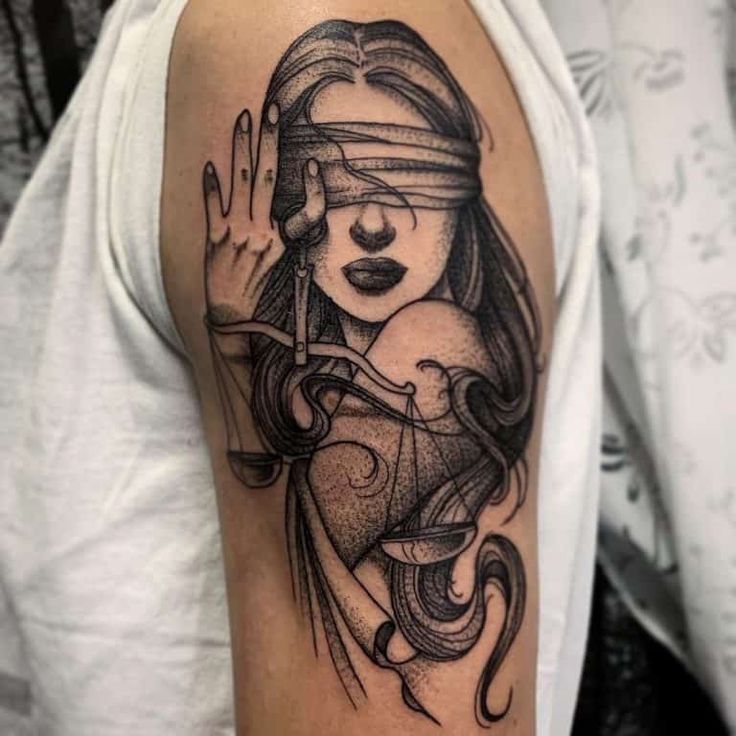 Libra Woman Tattoo 2 Tatoeage Ideeën Vrouwe Justitia Tatoeage Inspiratie