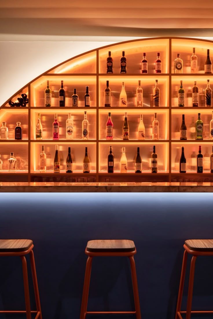 The Best Cocktail Bars In London Cocktail Bar Interior Cocktail Bar